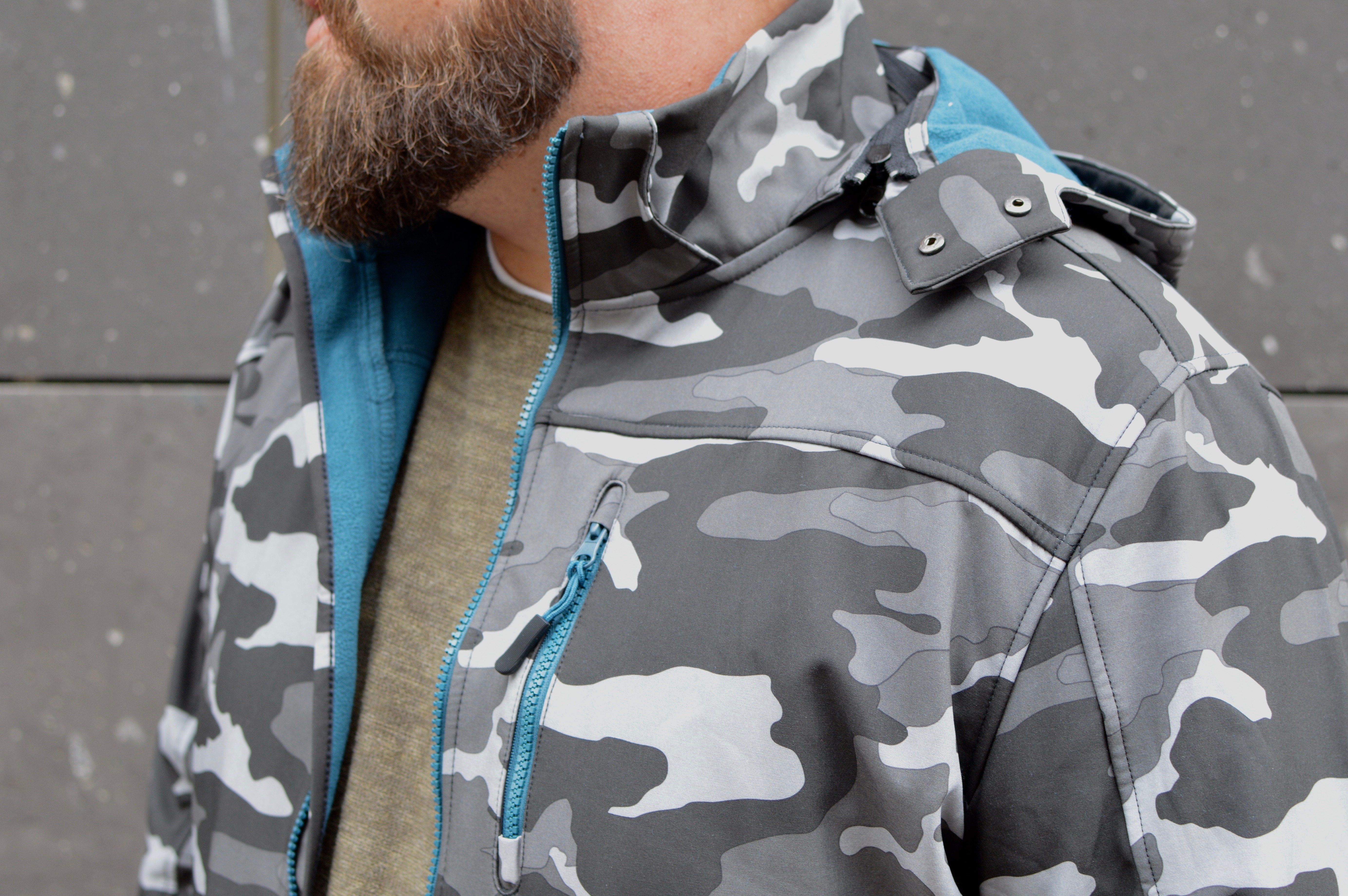 Camouflage meets Softshell - Extra Inches